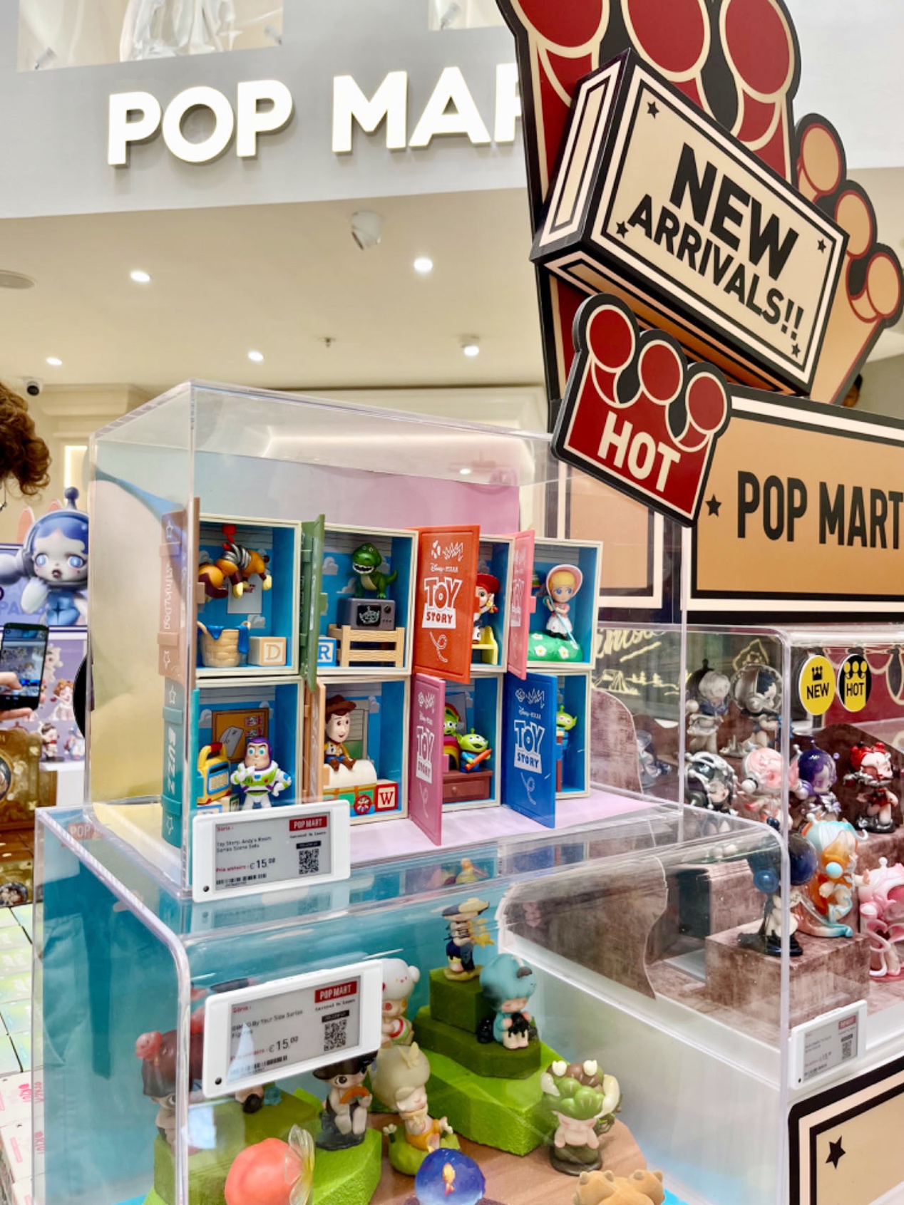 POP MART's Louvre Store Launches with Hanshow Partnership to Celebrate ...