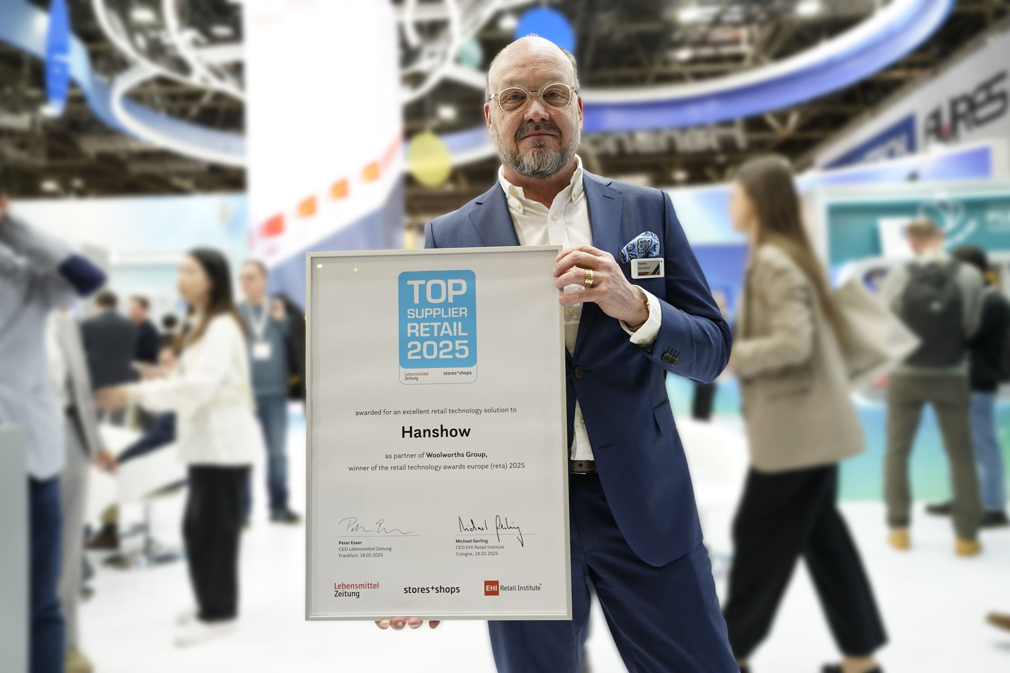 Hanshow and Woolworths Honored with Prestigious RETA Awards for ...